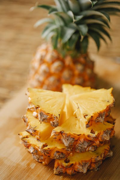 How to Grow Pineapple from Suckers | Envynature